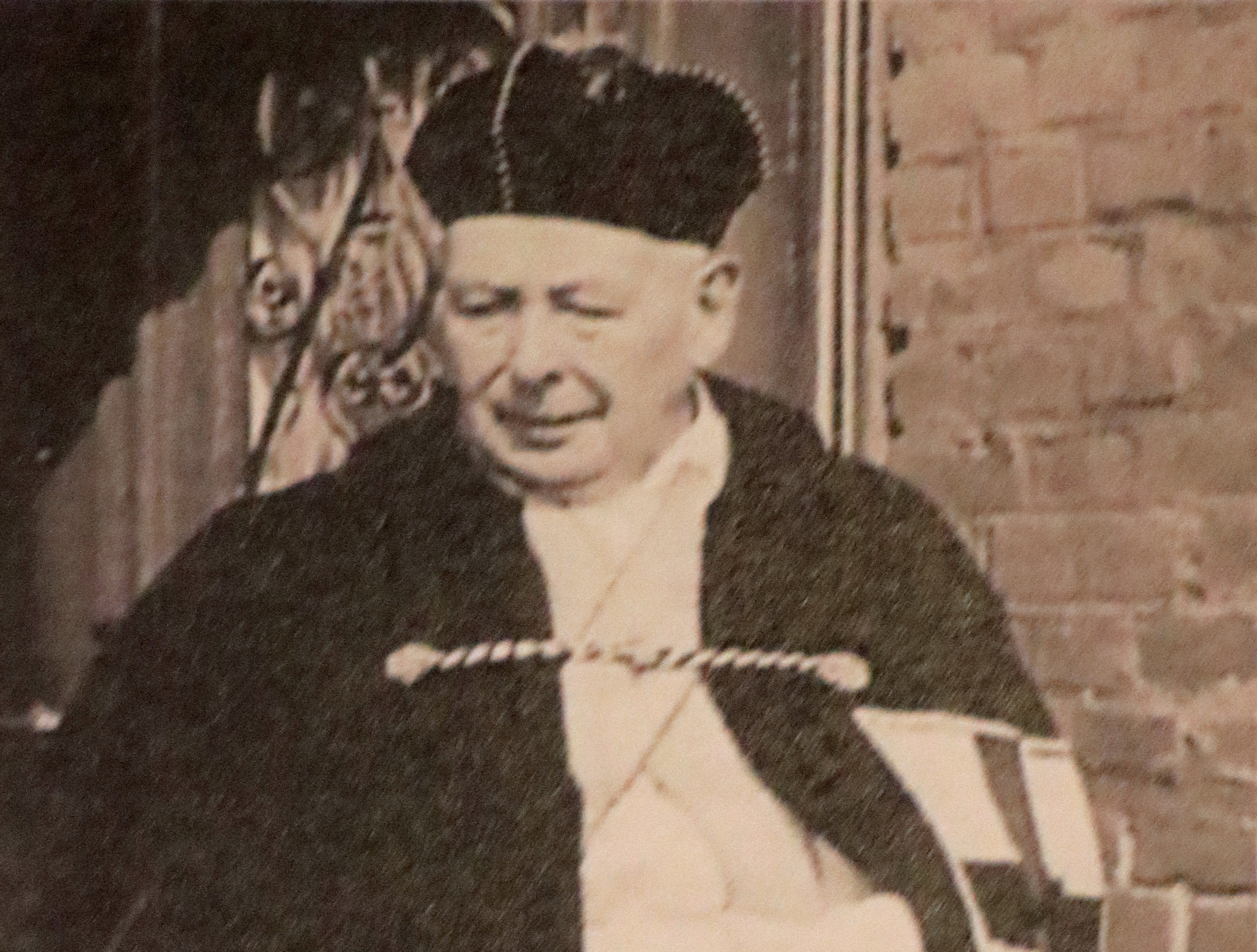 „Watt ove bliev, ess vür Kölle“: Buch über Elsener Oberpfarrer Thomas ...